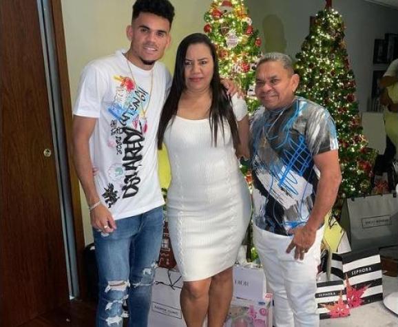 Secuestran padres del futbolista guajiro del Liverpool Luis Díaz - La ...